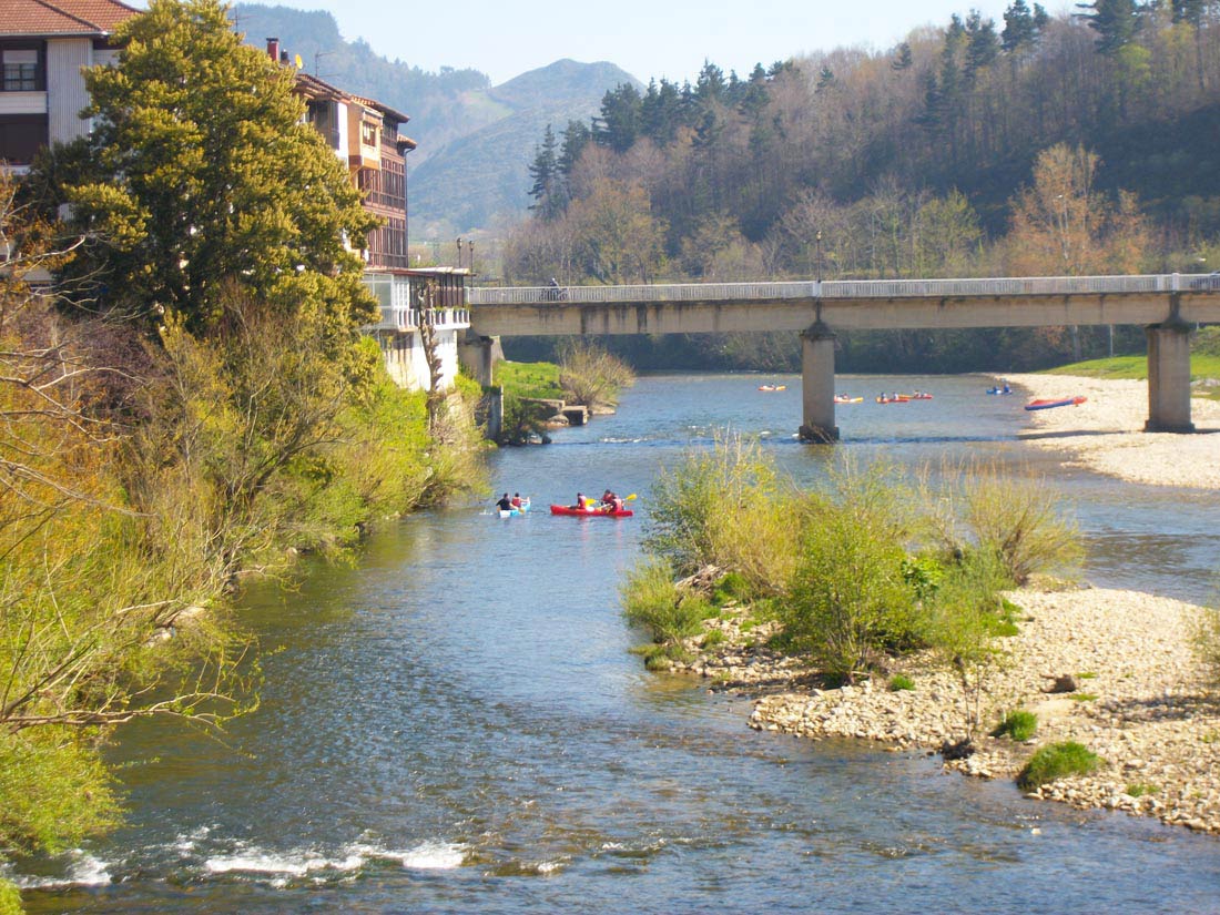 El río Sella, Bajada en Canoa con Niños, Asturias
